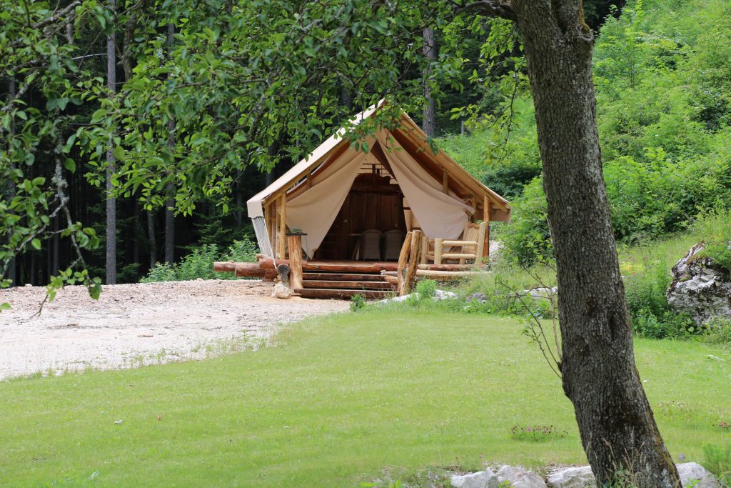 Glamping Makek Jezersko – Organic farmstay | BIGHEAD tents in Bio ...